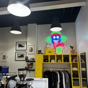 DEADSTOCK COFFEE - Updated May 2025 - 592 Photos & 320 Reviews - 408 NW ...