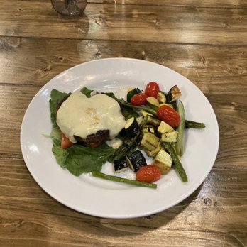 MAESTRO’S BISTRO & DINNER CLUB - Updated April 2025 - 107 Photos & 109 ...