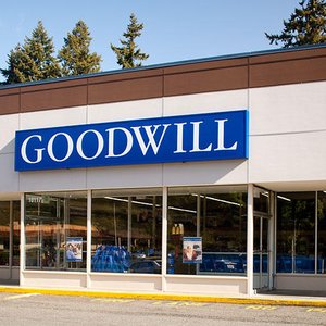 EVERGREEN GOODWILL DONATION CENTER - Updated July 2025 - 10 Reviews ...