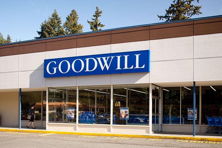 EDMONDS GOODWILL - Updated December 2025 - 35 Photos & 55 Reviews ...