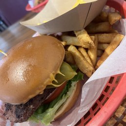 DUKE’S BEACH GRILL - Updated December 2025 - 379 Photos & 373 Reviews ...