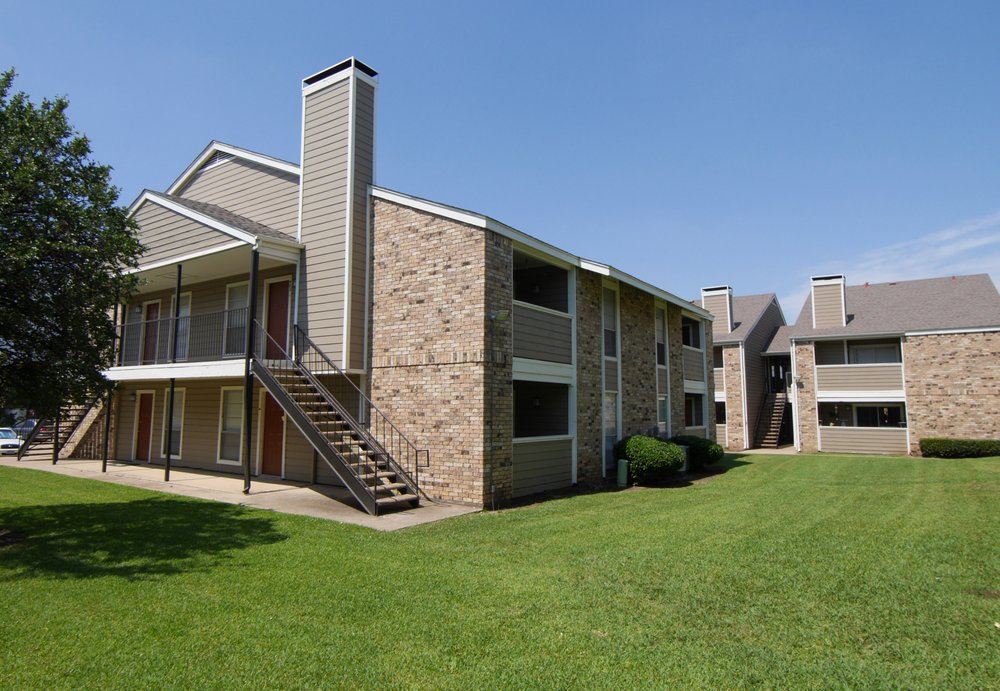 TAYLOR COMMONS - Updated July 2025 - Request Information - 14 Photos - 5600 Cotswold Hills Dr ...