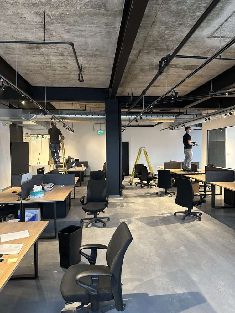 SERVICE DOR - Updated June 2025 - 22 Photos - Montréal, Quebec - Office ...