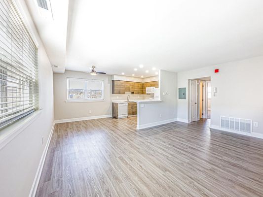 FOREST STATION - Updated December 2025 - 29 Photos - 450 W Byberry Rd ...