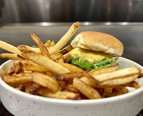 SUNSHINE CAFE - Updated May 2025 - 118 Photos & 199 Reviews - 145 W ...