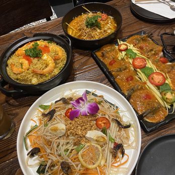 HEM KITCHEN AND BAR - Updated December 2025 - 1777 Photos & 390 Reviews ...