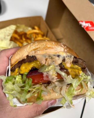 ANGELO’S BURGERS - Updated August 2024 - 203 Photos & 224 Reviews ...