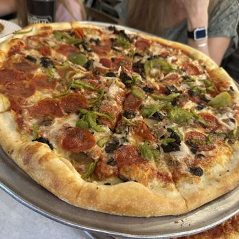 KARVELAS PIZZA COMPANY - Updated December 2025 - 126 Photos & 97 ...