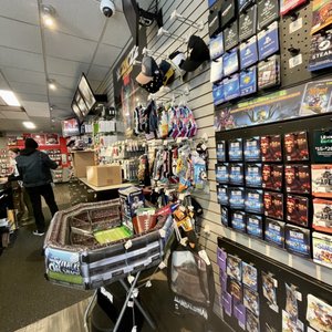 GAMESTOP - Updated August 2025 - 43 Photos & 42 Reviews - 32 E 14th St ...