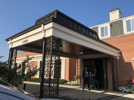 DONNELLAN FAMILY FUNERAL SERVICES - Updated November 2025 - 28 Photos ...