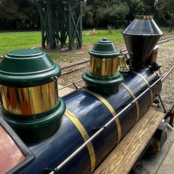 GRIFFITH PARK TRAIN RIDES - GRIFFITH PARK & SOUTHERN RAILROAD - Updated ...