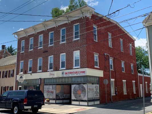 THE TURNTABLE VINTAGE AUDIO AND RECORDS - Updated September 2025 - 60 ...