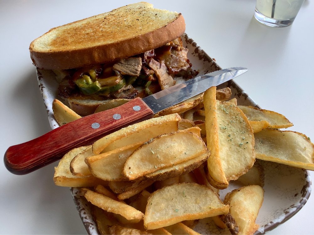 BEAVERS PUB - Updated January 2025 - 154 Photos & 120 Reviews - 200 ...