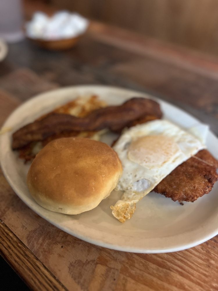 SCHILO’S - Updated June 2025 - 1818 Photos & 1616 Reviews - 424 E ...