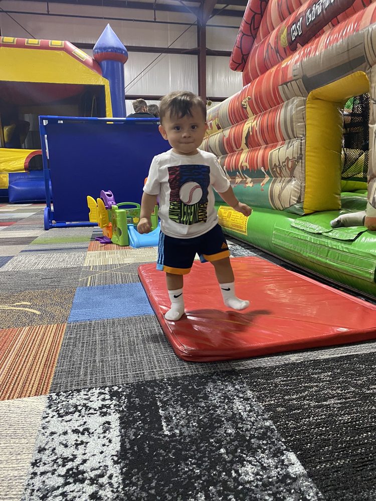 JUMP MANIA - Updated July 2025 - 17 Photos & 23 Reviews - 3202 W ...