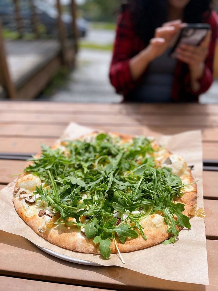 HUMBLE PIE - Updated October 2024 - 381 Photos & 400 Reviews - 525 ...