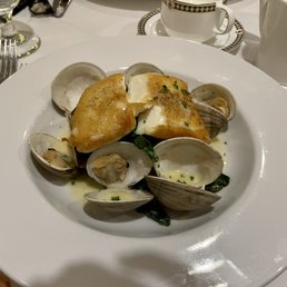 WASHINGTON CROSSING INN - Updated October 2025 - 204 Photos & 239 ...