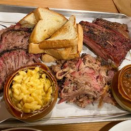 SWING INN CAFE & BBQ - Updated August 2025 - 1648 Photos & 1770 Reviews ...