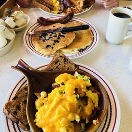 PEG’S COUNTRYSIDE CAFE - Updated December 2025 - 94 Photos & 153 ...