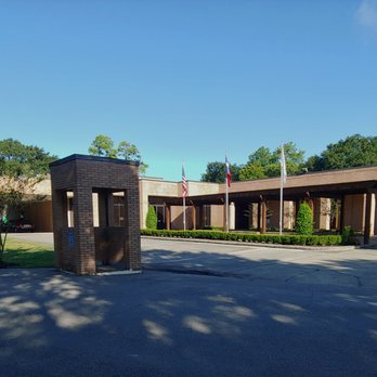 EARTHMAN RESTHAVEN FUNERAL HOME AND CEMETERY - Updated December 2025 ...