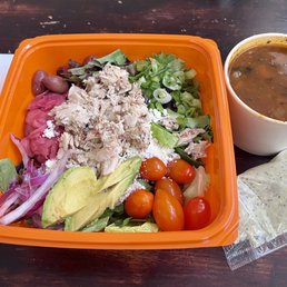 SALAD AND GO - Updated July 2025 - 58 Photos & 133 Reviews - 2323 South ...