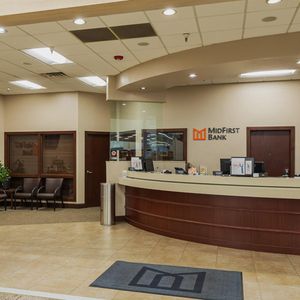 GREAT NATIONS BANK - Updated July 2025 - 2121 S Yukon Pkwy, Yukon ...