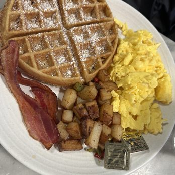 CRUST KITCHEN - Updated July 2024 - 687 Photos & 1100 Reviews - 1201 ...