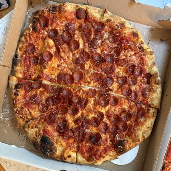 BLUE SQUARE PIZZA - Updated December 2025 - 14 Reviews - 309 Main St ...