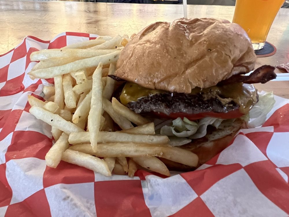 THE MIGHTY BURGER - Updated June 2024 - 1695 Platte St, Denver ...