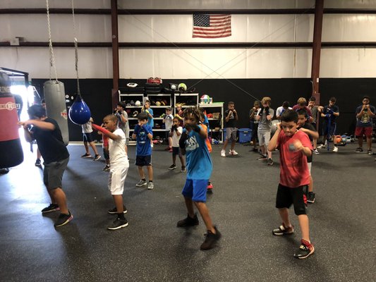 KINGDOM BOXING AND FITNESS - 14 Photos - 112 Constitution Dr, Warner ...