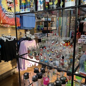JUNGLE FALLS GIFT SHOP - 5265 W Hwy 192, Kissimmee, Florida - Gift ...