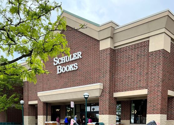 SCHULER BOOKS - Updated August 2025 - 41 Photos & 15 Reviews - 7260 ...
