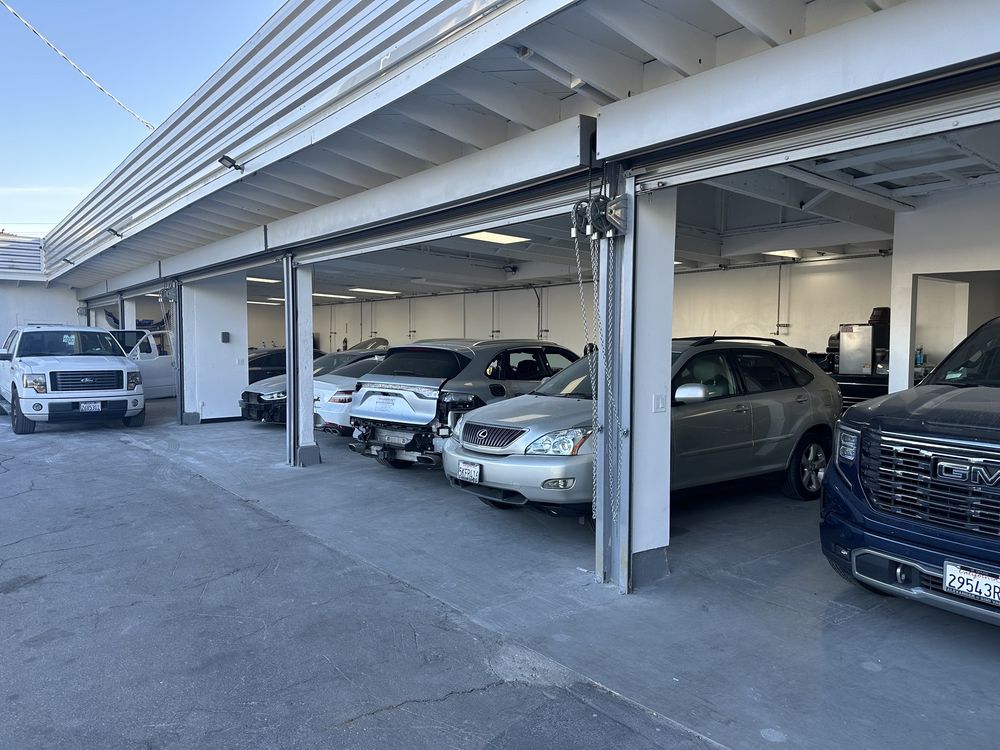 APEX AUTO COLLISION CENTER - Updated October 2025 - 61 Photos - 1826 S ...