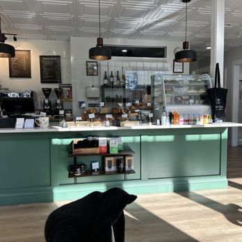 TWO BEES CAFE & PATISSERIE - Updated January 2026 - 57 Photos & 37 ...