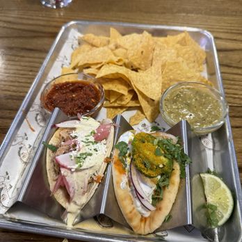 TIPSY PUTT - Updated April 2024 - 304 Photos & 208 Reviews - 301 W ...