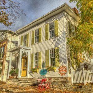 THE ECLECTIC CHIC - Updated July 2025 - 42 Photos & 10 Reviews - 2044 ...