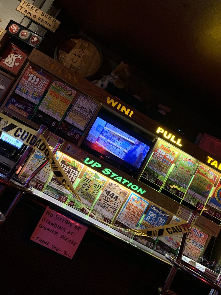 UP STATION BAR & GRILL - Updated July 2024 - 22 Photos & 62 Reviews ...