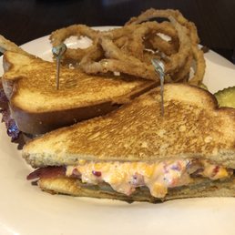 CORNER 16 - Updated June 2024 - 208 Photos & 282 Reviews - 1640 Bob ...