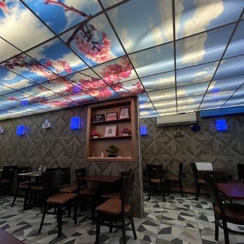 Wok in the clouds store