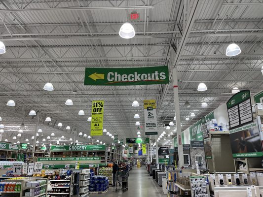 MENARDS - Updated December 2025 - 66 Photos & 103 Reviews - 521 North ...