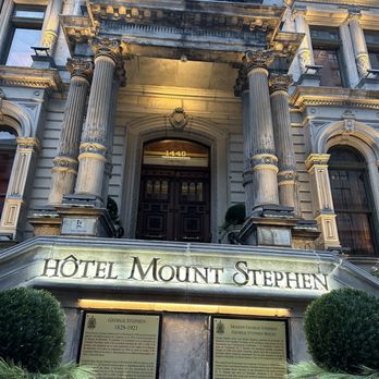 LE MOUNT STEPHEN - Updated December 2025 - 128 Photos & 27 Reviews ...