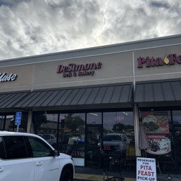DESIMONE DELI & BAKERY - Updated July 2025 - 260 Photos & 602 Reviews ...