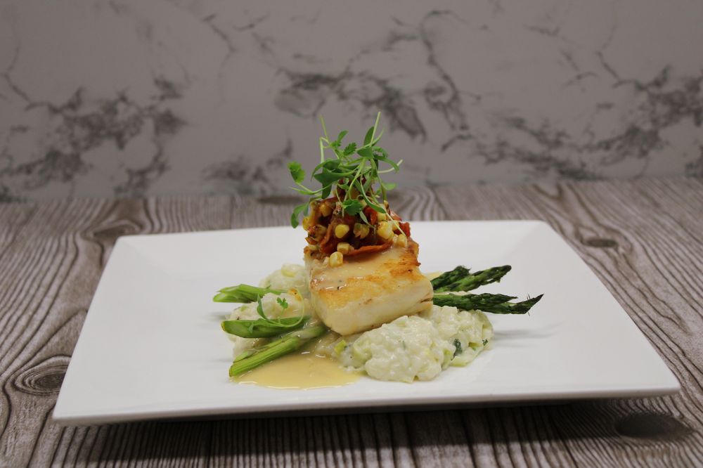 SALUTE WINE BAR AND MORE - Updated August 2025 - 35 Photos & 39 Reviews ...