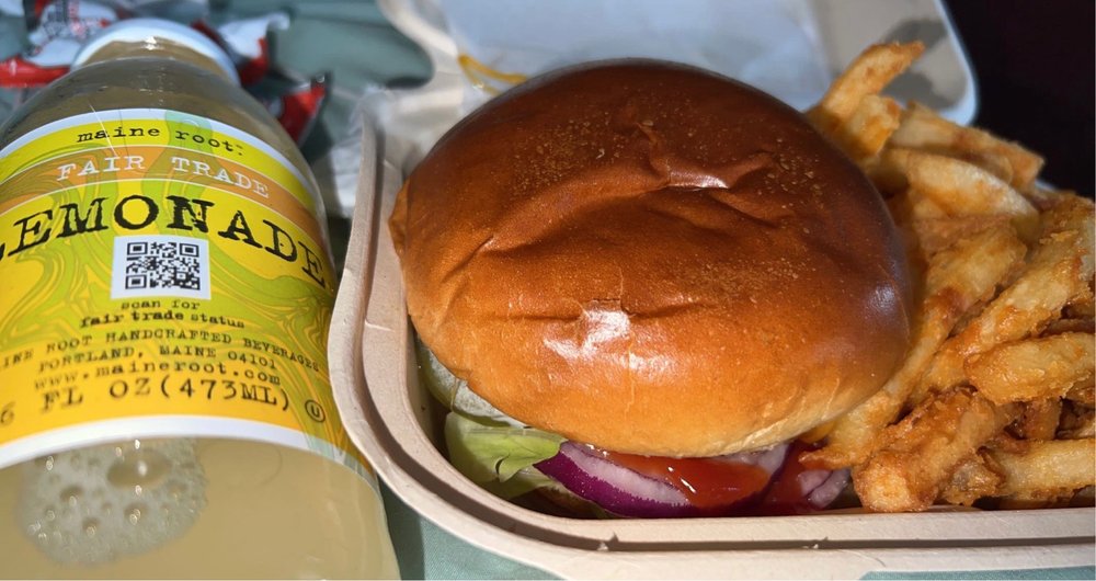 BURGER URWAY - 68 Photos & 76 Reviews - 465 Lincoln Pl, Brooklyn, NY ...