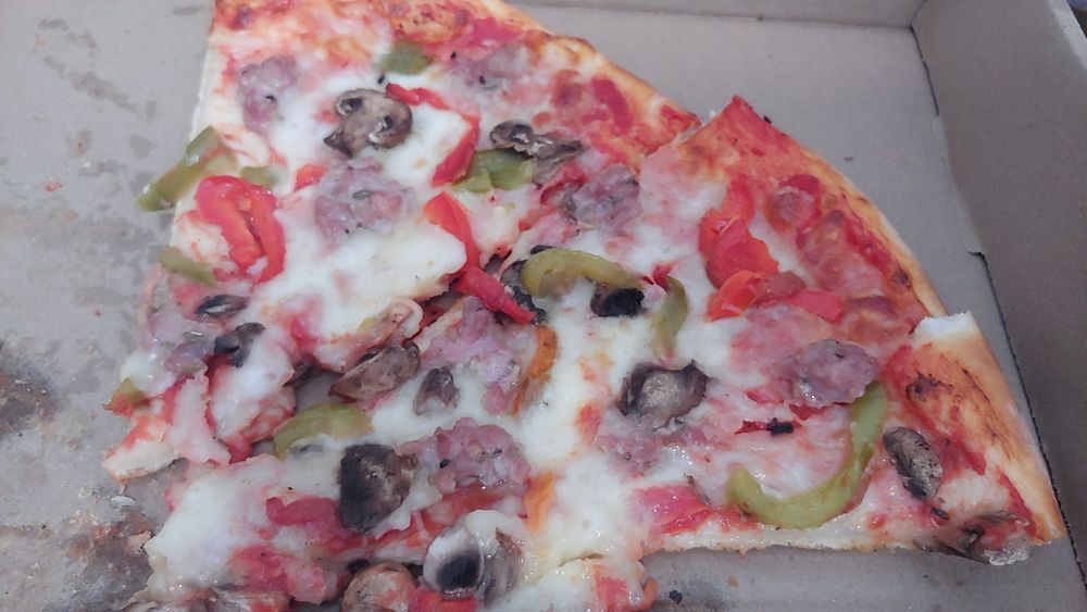 MARIO’S RESTAURANT & PIZZERIA - Updated August 2025 - 65 Photos & 70 Reviews - 2850 River Rd ...