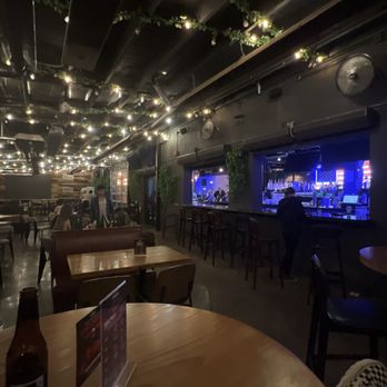 LANDMARK BAR & KITCHEN - Updated March 2025 - 39 Photos & 23 Reviews ...