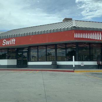 SHELL SWIFT GAS STOP & SHOP - Updated December 2025 - 10 Photos & 12 ...