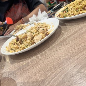 HK BBQ HOUSE - Updated June 2024 - 362 Photos & 181 Reviews - 3740 Iowa ...