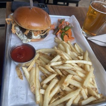 MUCHO ALOHA BREWHOUSE - Updated July 2025 - 117 Photos & 137 Reviews ...