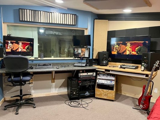 BROKEN STEP STUDIO - Updated May 2026 - 10 Photos - Bunnell, Florida ...